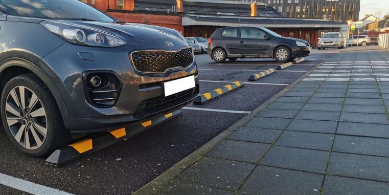 Wheel Stops, Parking Blocks & Tyre Stoppers UK